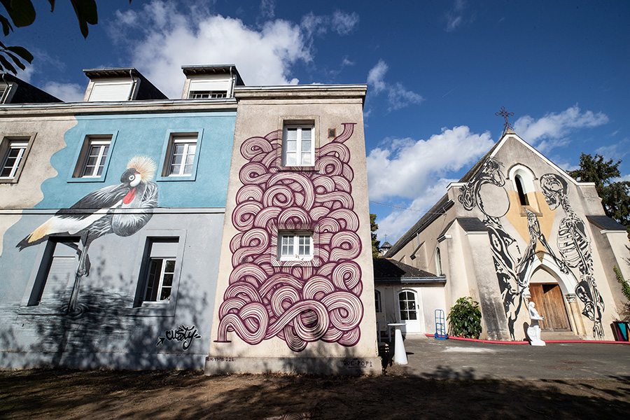The convent on Nazareth Street transformed with modern art | TheMayor.EU