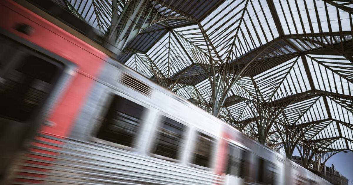 New high-speed train will cover Lisbon-Porto route in 1h 15 mins ...