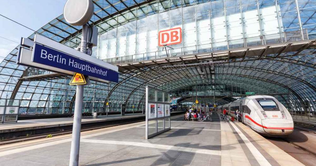 First direct night train between Berlin and Brussels since 2008 departs ...