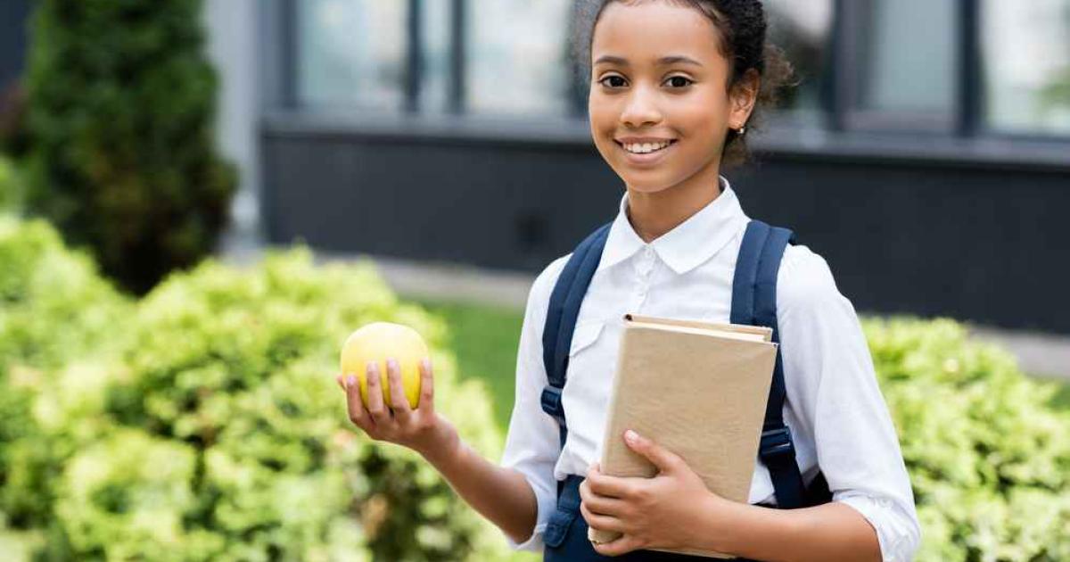 In France: Abayas out, school uniforms in? | TheMayor.EU