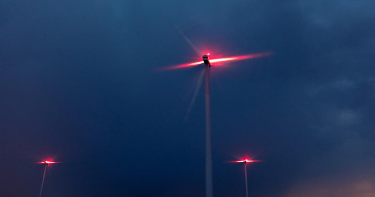 Why is Austria pushing legislation to ban blinking lights on wind turbines? | TheMayor.EU