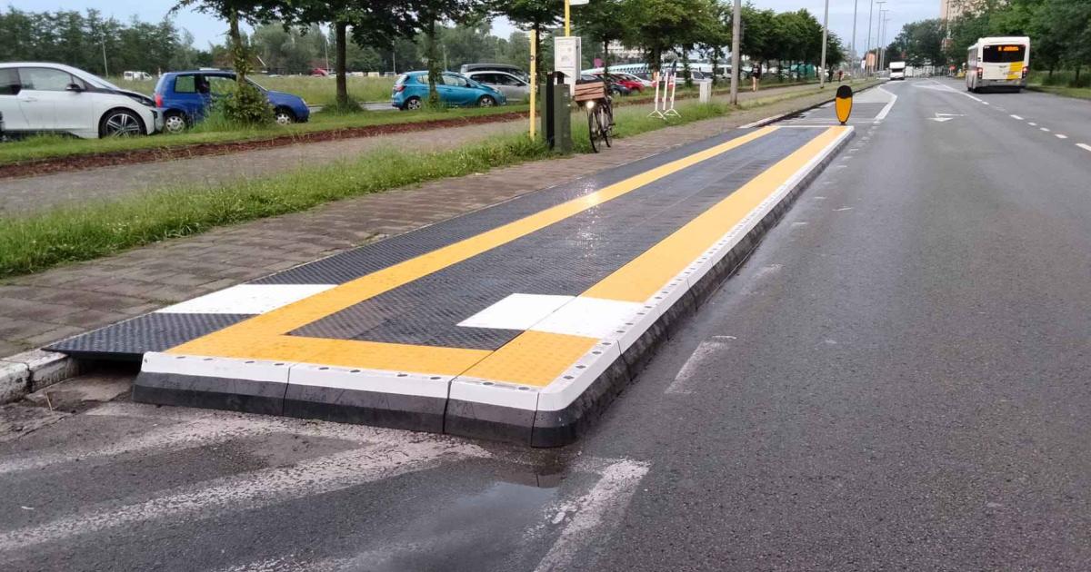 Ghent debuts temporary bus stops as an aid to mobility impaired ...