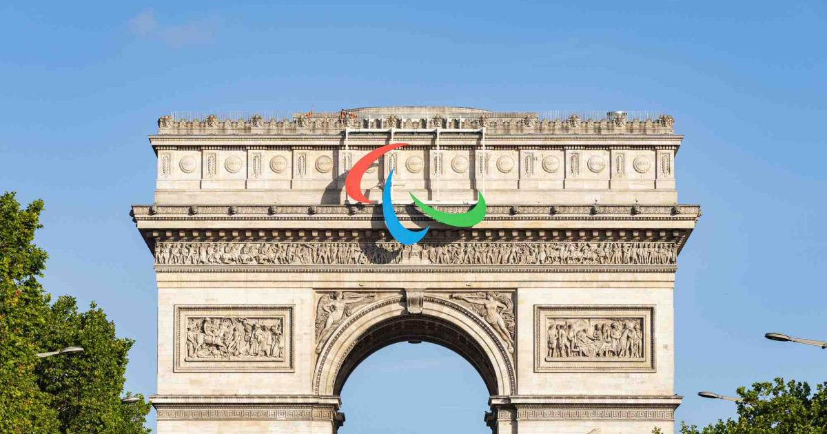 Paris’ Triumphal Arch boasts the symbols of the Paralympic Games ...
