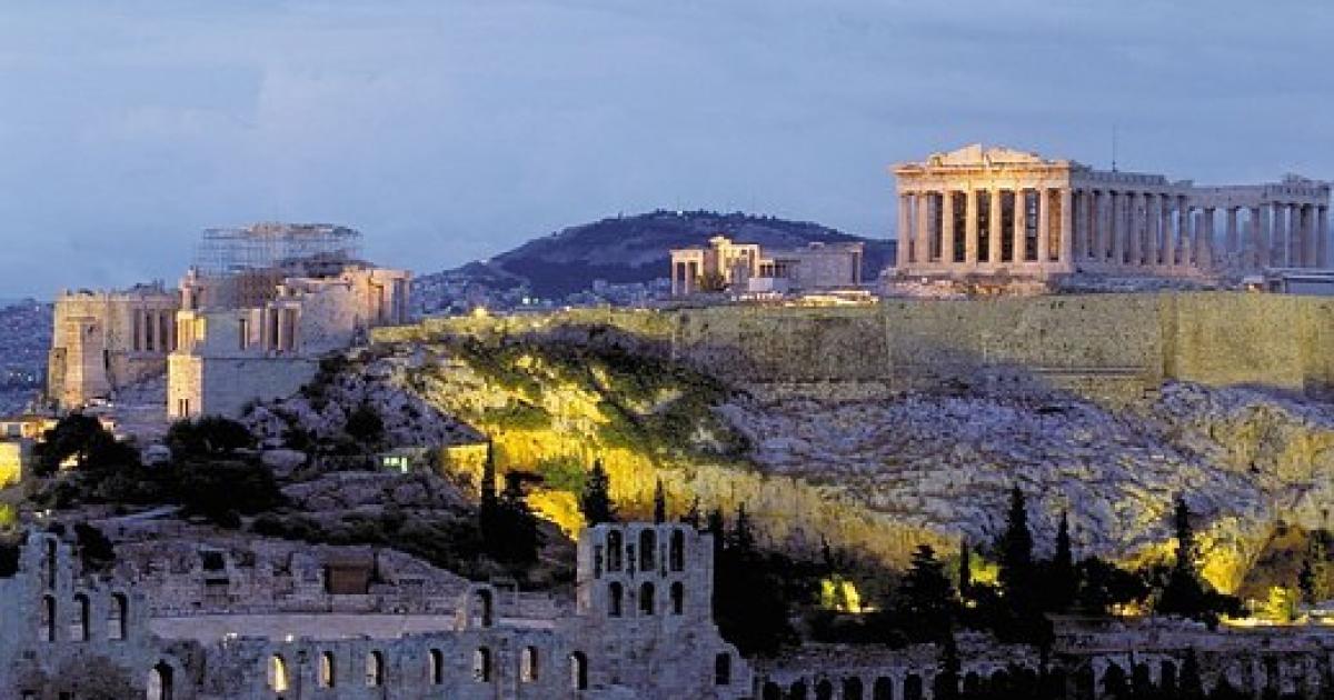 The optical tricks of the Parthenon