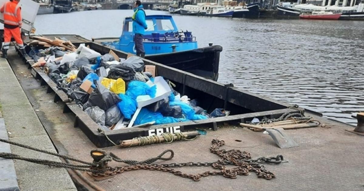 Amsterdam’s waste goes on a boat journey | TheMayor.EU